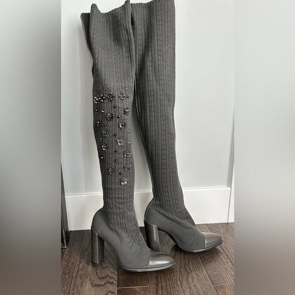 Stuart Weitzman | Shoes | Stuart Weitzman Over The Knee Heeled Boots ...